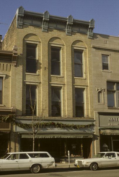 330 MAIN ST | Property Record | Wisconsin Historical Society