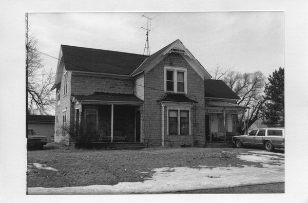 207 RAYMOND | Property Record | Wisconsin Historical Society